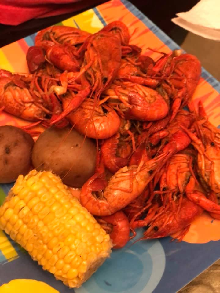 Crawfish Time! – Matthew and Ginger